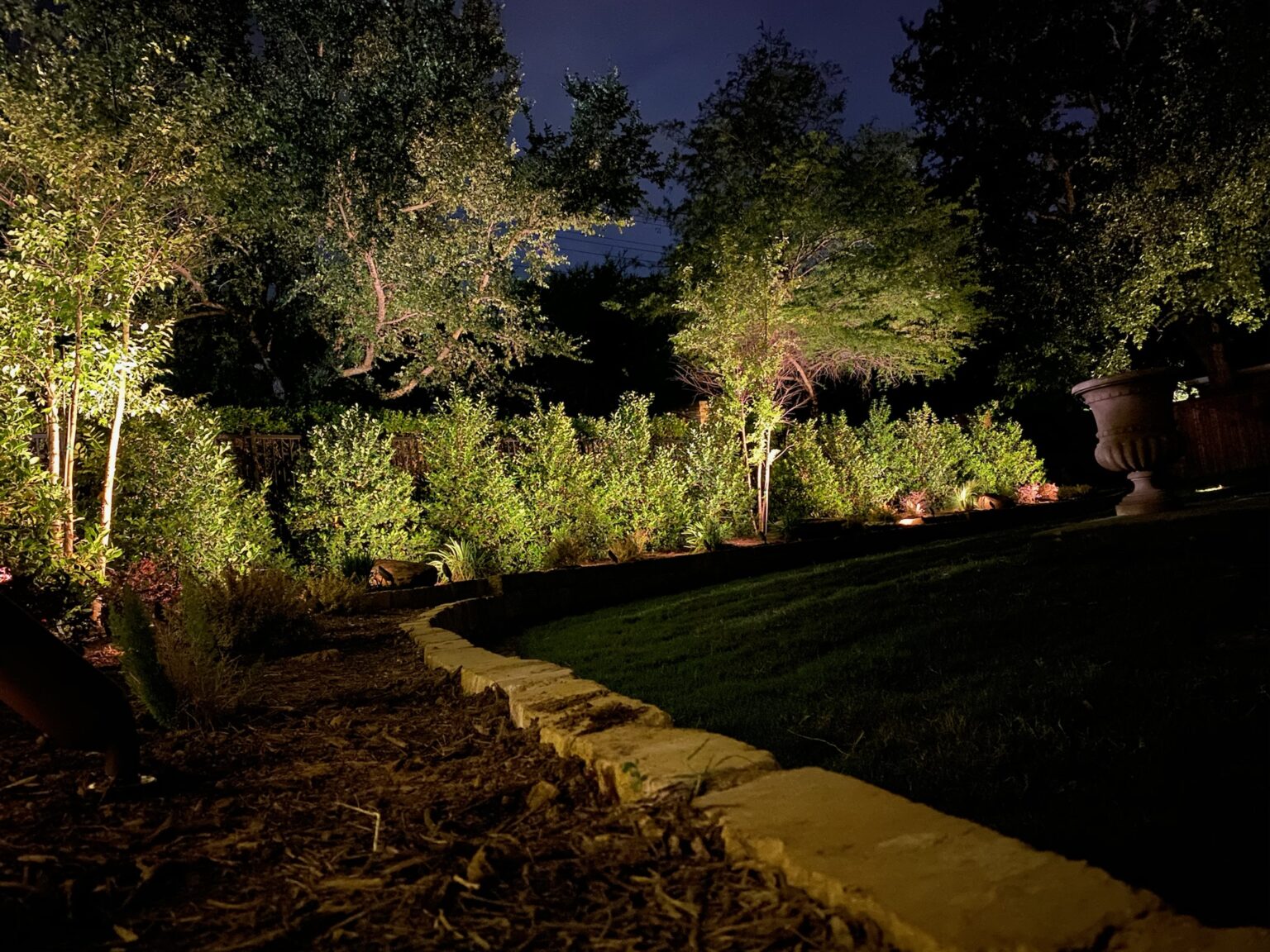 Landscape Lighting Roanoke, TX | Outdoor Lighting | First Choice Lights